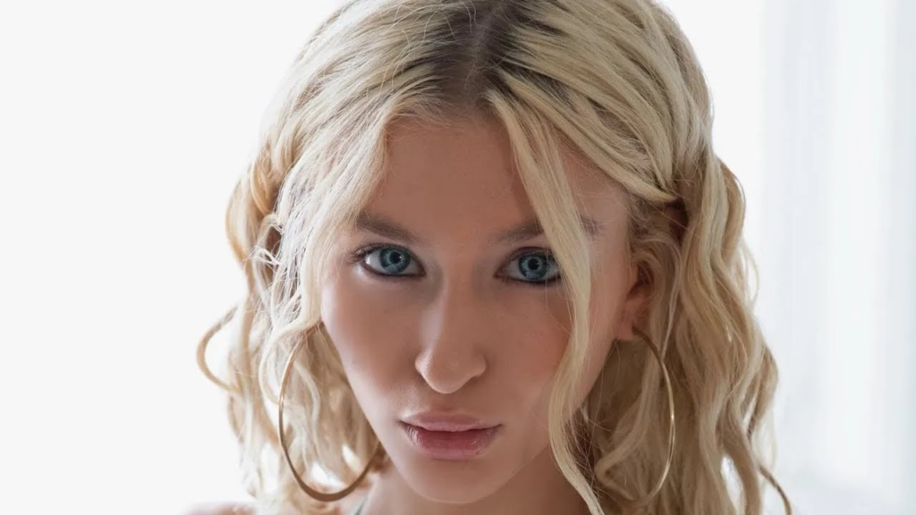 Emma Rosie Age, Career, Family, Net Worth, Height Bio 2024.